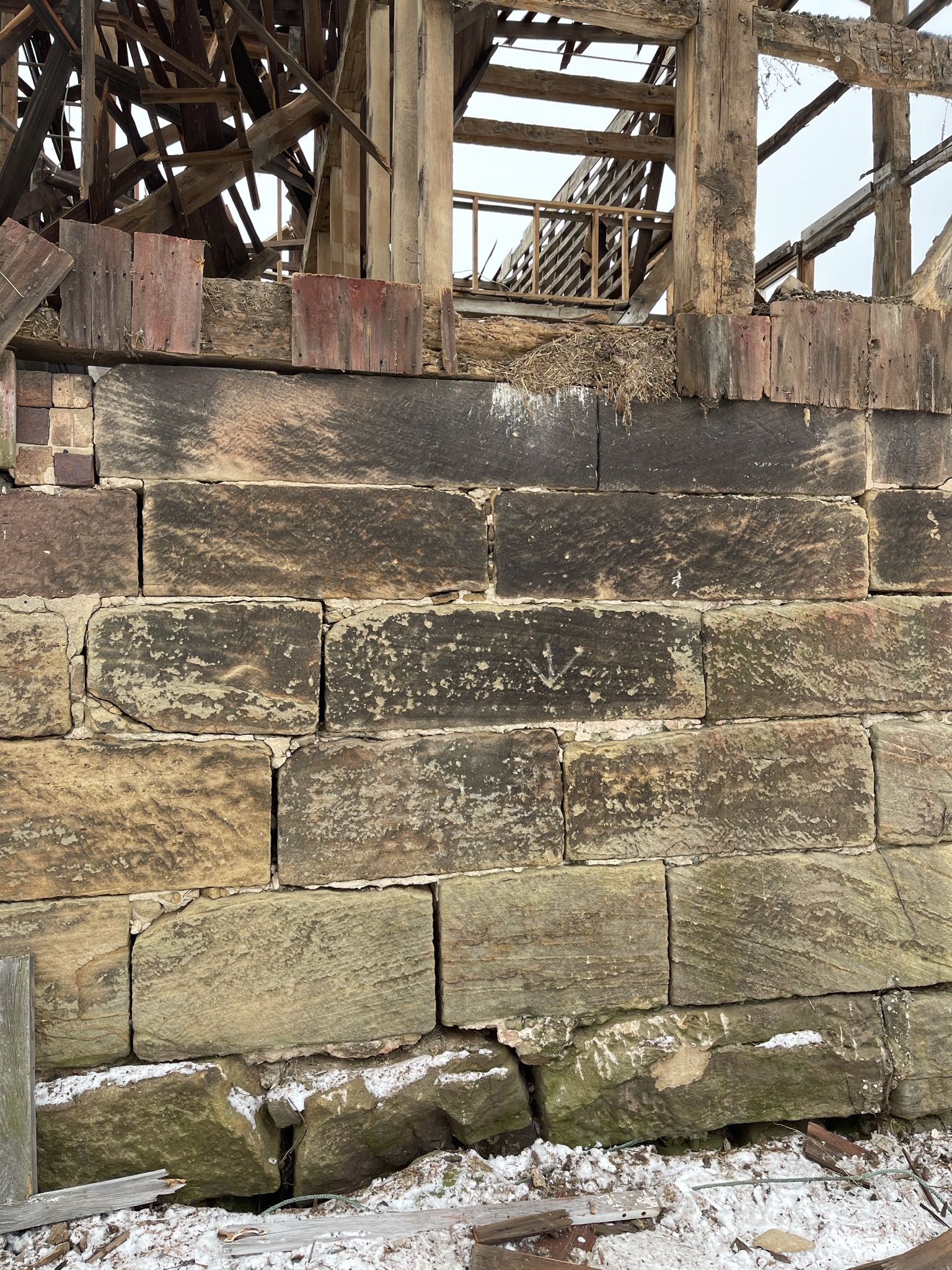 Reclaimed Sandstone Barnstone - Big Oak Reclaimed